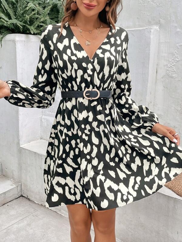 Rochie Scurta Antena Neagra cu Model Leopard Alb - Iuliashop