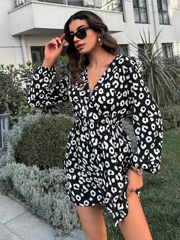 Rochie Scurta Brenda Neagra cu Model Leopard Alb - Iuliashop